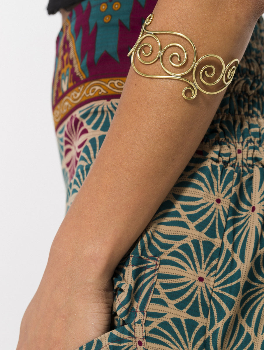 Spiral Wave Bracelet – Vagamundo